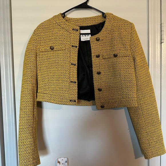 Zara | Jackets & Coats | Zara Yellow And Black Cropped Blazer | Poshmark